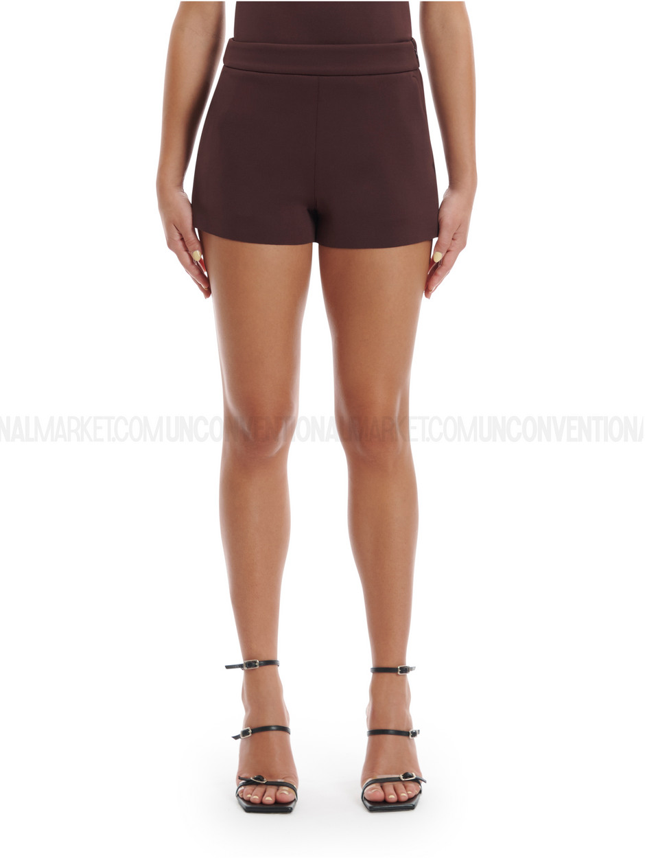 AYME MILANO – unconventionalmarket.com